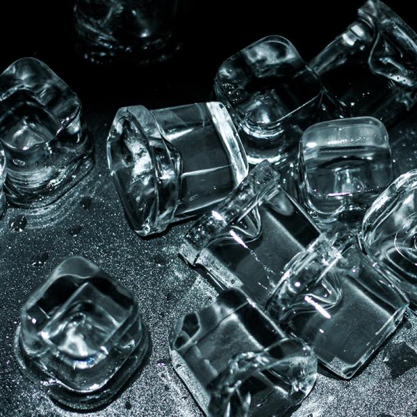Quality Spray Ice Making Process 25kg Per Day Spraying Small Square Machine Crystal Ice for sale