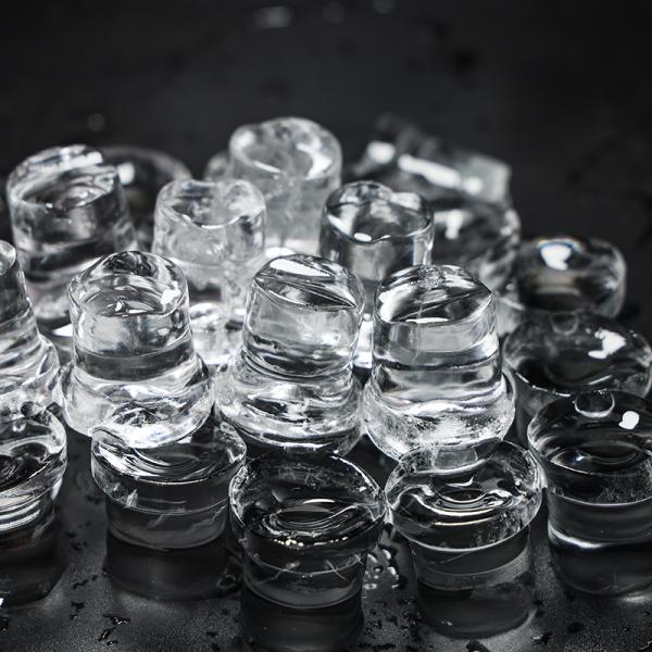 Quality New Food Grade Commercial Ice Making Machine 25kg Per Day Cylinder Ice Machine for sale