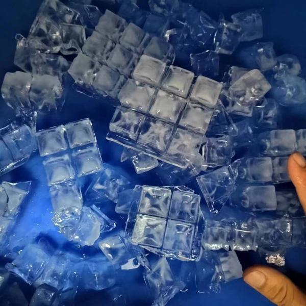 Quality Customized 60KG Best Price 12gram 23gram 35gram HEART SHAPE Commercial Ice for sale
