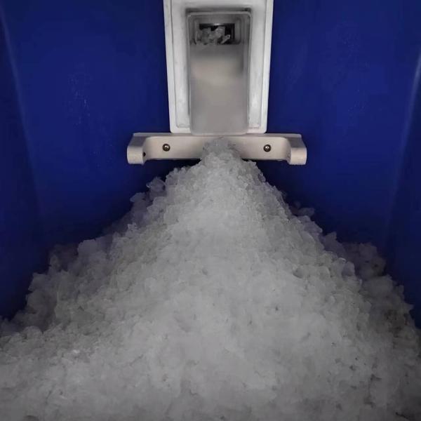 Quality ICS-400 Factory Low Price Ice Making Machine Flake Ice Maker 400 kg Per Day for sale