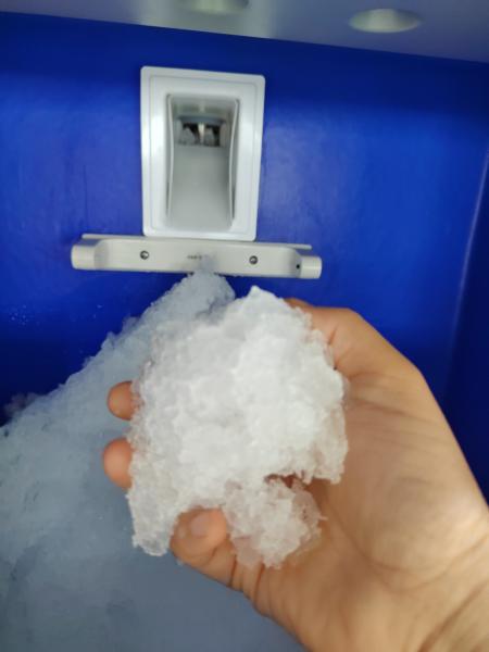 Quality ICS-200 Commercial Split 200 Kgs Per Day Snow Flake Ice Machines Customized Snow for sale