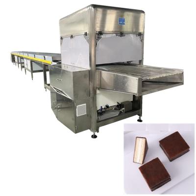 중국 코플랜드 냉각 시스템과 함께 PLC 제어 초콜릿 및 웨이퍼 엔로빙 기계 판매용