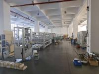 China Semi Automatic Bottle Packaging Machine 5000 - 10000pcs/H Plastic Bagging Machine for sale