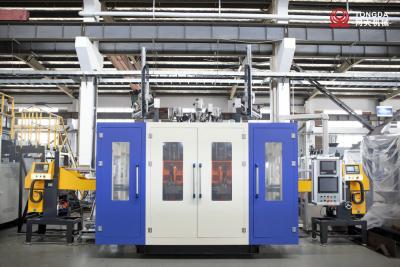 Cina HDPE 5L Plastic Bottle Blow Molding Machine 80mm Fully Automatic Double Station in vendita