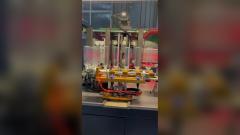 Pet bottle Blow Molding Machine 2L Capacity