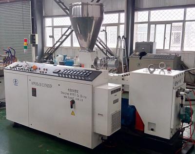 China Intergral Reducer Twin Screw Extruder for PVC Pipe Granules Making HYPS65/28 22kw for sale