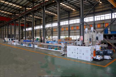 China Línea de producción de tuberías PPR 20-63 de Shenzhen HYPET, máquina para fabricar tuberías de tres capas HDPE PE de 20-1200 mm en venta
