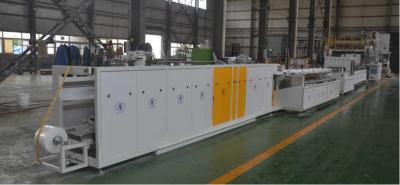 중국 16-32mm 4줄 PVC 파이프 생산 라인 10공간 벨링 머신 및 자동 포장 기계 판매용