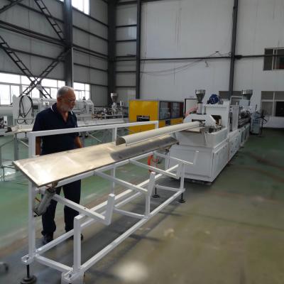 China Shenzhen HYPET PVC/Plastic Square/Half Round Rain Gutter Production Line Half Round Rain Water Gutter Machine Manufacturer for sale