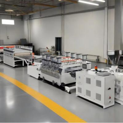 China Shenzhen HYPET Carbon Crystal Plate Extrusion Production Line /Three Layers PVC Foam Board Equipment Making Machine Manufacturer for sale