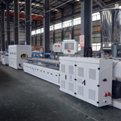 China High capacity PVC WPC decking floor extrusion line with laminating film surface treatment with conic twin scerw extruders for sale