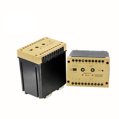 China Single Channel Vehicle Loop Detector with 220VAC/12VDC Power Supply 0.35kg Net Weight and -40℃ to +70℃ Operation Temp for sale