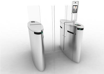 Cina Ala ottica di Arylic del portone del cancello girevole del controllo di accesso del passaggio che fa scorrere la barriera del vicolo 30 watt in vendita