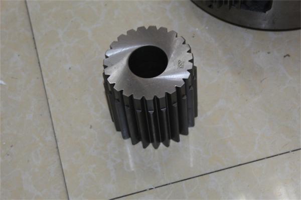 Quality Swing Gearbox 2nd Planetary Gear Parts R360LC R370LC XKAQ-00151 XKAQ-00252 for sale