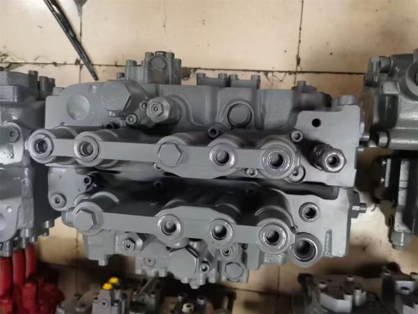 Quality Excavator Control Valve Media Oil For Crawler Excavators Communication Adapter for sale
