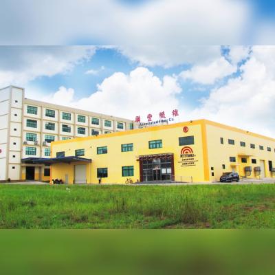 China Center-Pull Perforated Towel White more absorbency and softness ideal for disinfectant medical covid wipes for sale