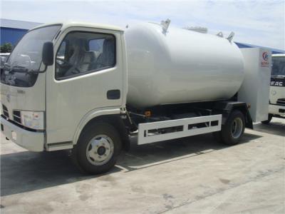 China Small Dongfeng 4X2 LPG Gas Transportation Tank Truck 5500 Liter for sale
