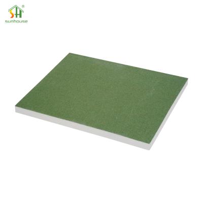 China 9,5 mm Vochtbestendige Gipsplaat 1220x2440mm Groene Plaat voor Scheidingswand Te koop