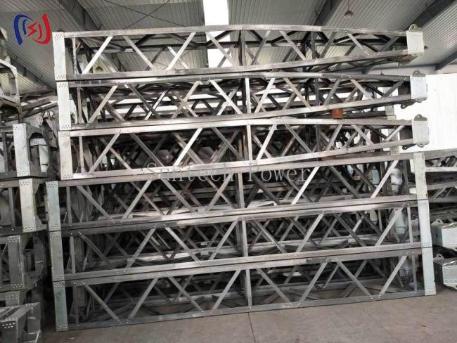 Heavy Duty Inner Suspended Gin Pole in operation