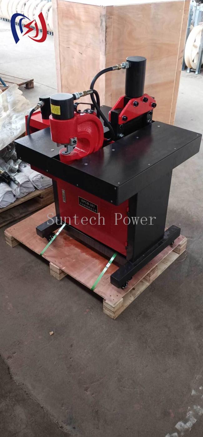 Hydraulic Bus Bar Machine in operation