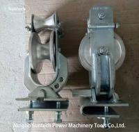 China Skyward Crossarm Mounted 20KN Conductor Stringing Blocks for sale