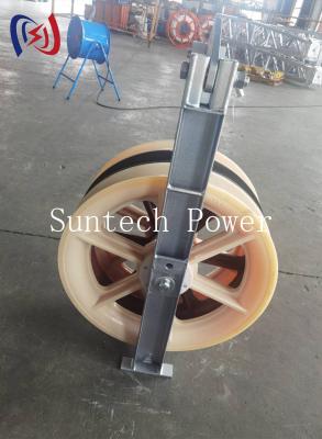 China Bloque de tendido de conductor de alta resistencia serie 660 con dimensiones de polea personalizables y un año de vida útil en venta