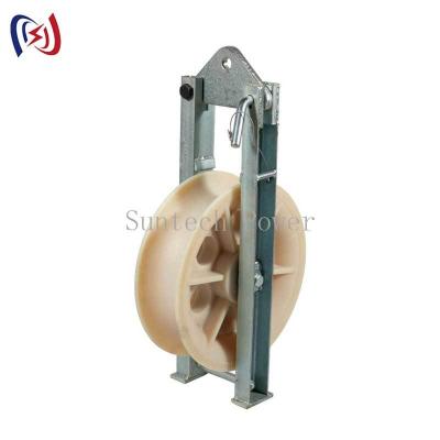 China Single Sheave Stringing Block with 200mm Sheave Diameter 5kn-150kn Rate Load and One Year Lifetime for Power Line Construction for sale