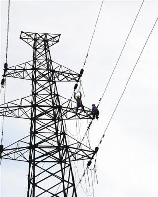 熱い電流を通されたQ345 Q235の鋼鉄電力線タワー