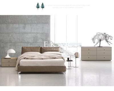China Latest Wooden Double Bed King Size ZZ-BD007 for sale