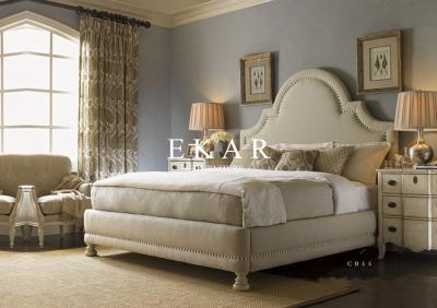 China Modern Bedroom Tufted Wooden Frame Upholstered Bed for sale