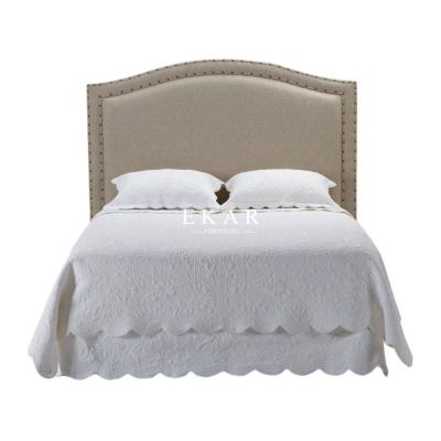 China Modern Bedroom Set King Size Fabric Cushion Headboard Bed for sale