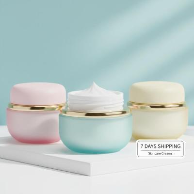 China Custom-made Colour Round Cosmetic Cream Jar with PP Inner Bottle Material and 7 Days Shipping for Skincare Creams for sale