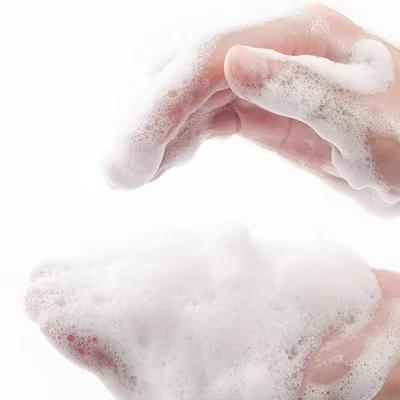 Cina Sbiancante Nutritivo Pulito corpo Scrub pelle idratante rinfrescante sale marino gel doccia in vendita