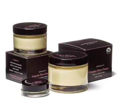 Cina Crema per sbiancamento del viso OEM di etichetta privata Righe di invecchiamento rimozione delle macchie Tono della pelle uniforme Crema per il viso certificata-organica in vendita