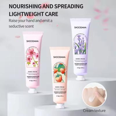 Cina OEM / ODM Ingrosso Logo personalizzato Estratti di piante di frutta olio essenziale Nutrizione e diffusione Cura leggera Crema per mani e lozione in vendita