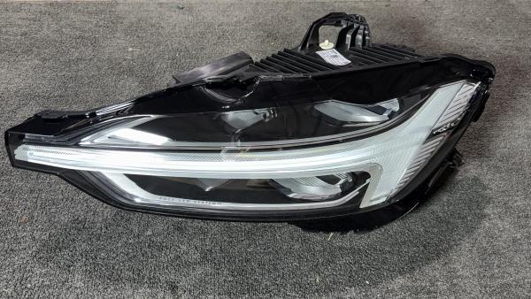Quality 31656616 Volvo XC60 Headlight Used Original Left Headlight Assembly White Inner for sale