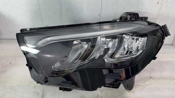 Quality E Class 214 Left Headlight 2024-2025  Headlight Replacement Part number: A21490-62700 for sale