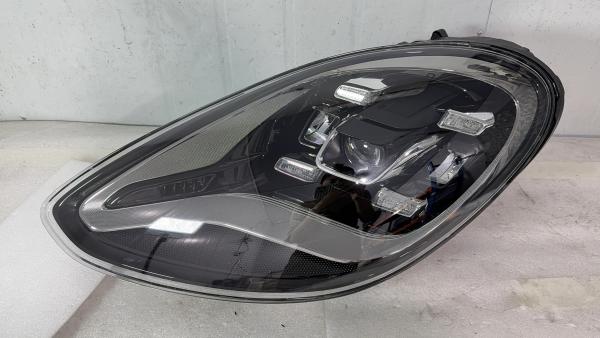 Quality Left Headlight 2019- 2023 Panamera 971 Car Headlamp Mid Range for sale