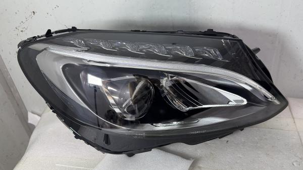 Quality C Class 205 Right Headlight 2015-2018 Headlight Replacement Part number: A20590-67803 for sale