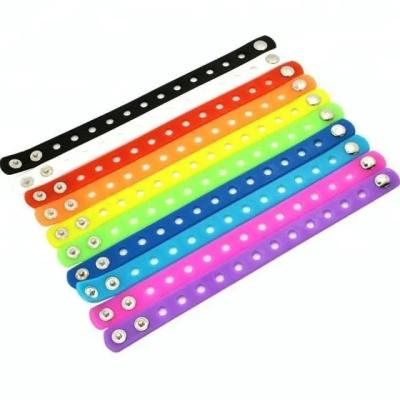 Cina Braccialetto di silicone personalizzato per Natale Regali per Halloween Regolabile 21cm Braccialetto in vendita