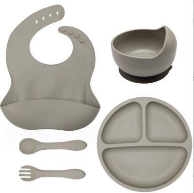 Set di piatti per bambini in silicone di qualità alimentare Set regalo per neonati più venduto senza stile di design