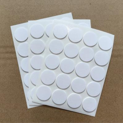China Wick Stickers Included DIY Candle Making Kit Supplies with Pouring Pot and White Foam for sale