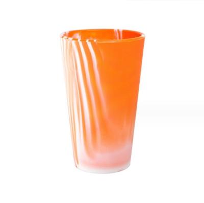 Cina Nessuna Stile di design 100% di qualità alimentare Colori solidi misti Silicone indissolubile Acqua potabile Tazza di vino per i viaggi in vendita