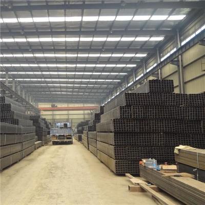 Cina La metropolitana quadrata Q355 di acciaio dolce convoglia densamente la lunghezza laminata a caldo di JIS 168mm il OD 7mm 6m in vendita