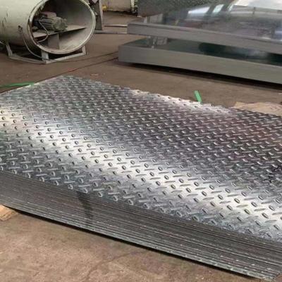 China SGCC Z30 Electronic Checkered Galvanized Steel Sheets GI Non-slip Plates Customized Size for sale