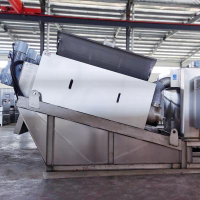 Cina Macchina d'asciugamento della voluta automatica dell'attrezzatura di disidratazione dei fanghi del torchio a vite in vendita