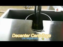 Centrifuge voor het scheiden van vloeistoffen en vaste stoffen