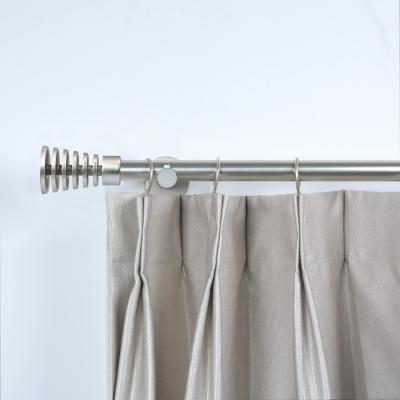 Cina Tubo di alluminio della tenda di stile moderno del cartone del pacchetto con i Finials personalizzabili dell'asta della tenda dei multi Finials capi di forma in vendita