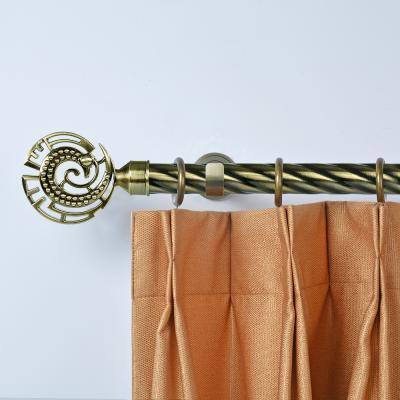 Cina Il Finial 3-Meter di forma dell'Anti-ottone 28mm Taji ha torto la tenda Rod With Double Bracket del tubo in vendita