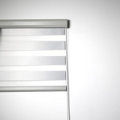 Cina ciechi della tenda di finestra di doppio strato di controllo leggero di 1200mm in vendita